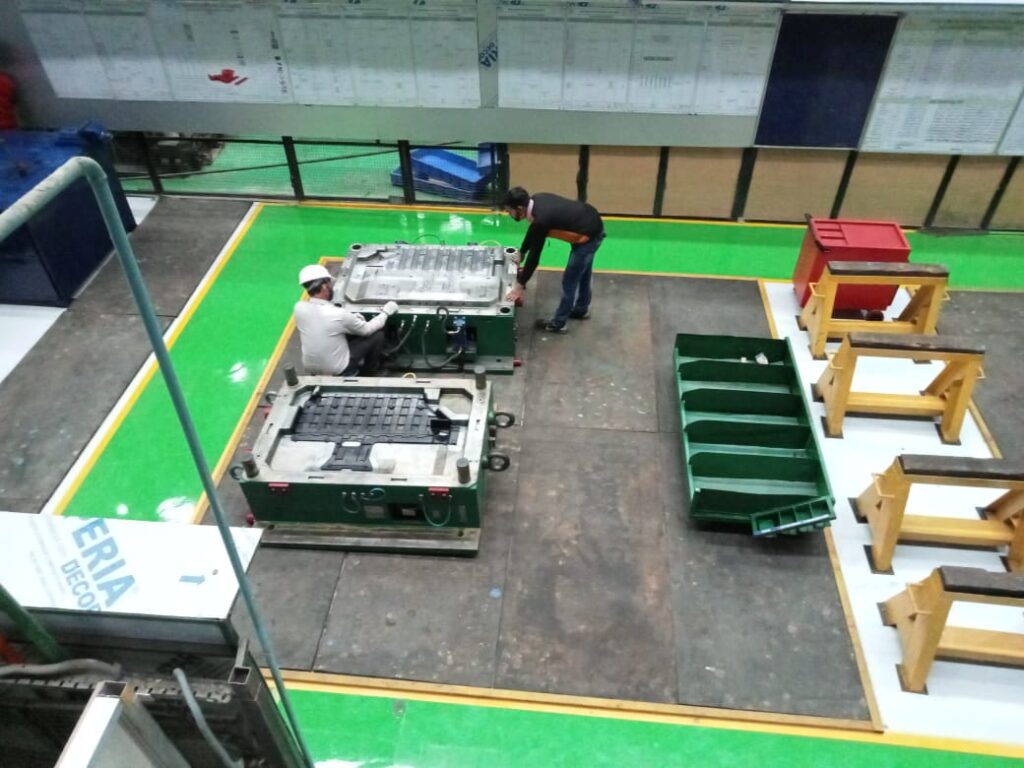 Injection Mold, Free Course 2023 - autoplasticsworld.com